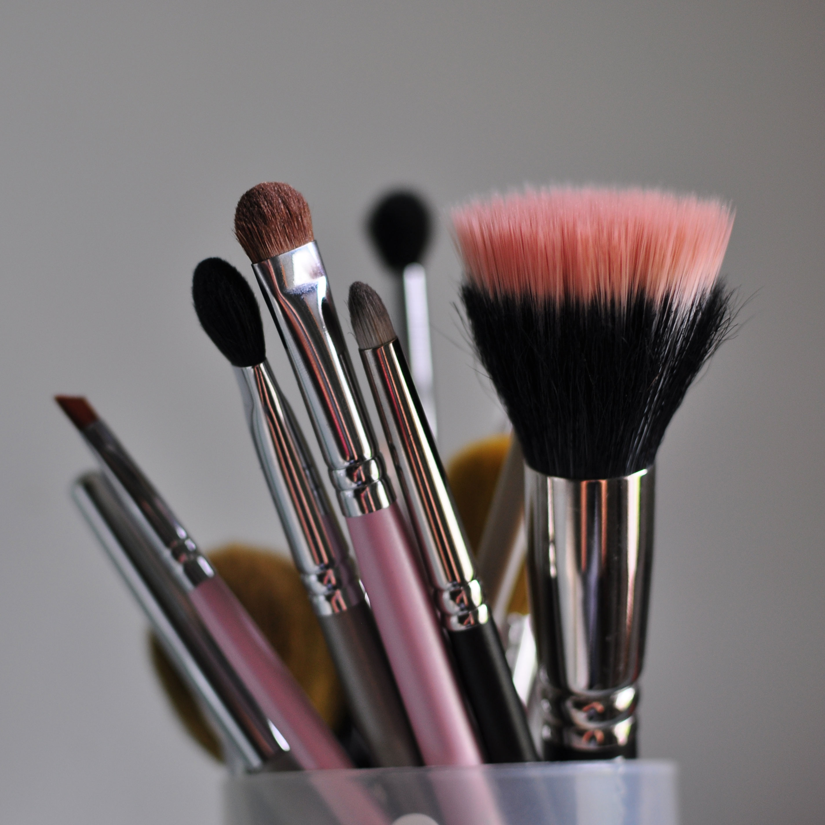 Definitive Guide To Makeup Brushes We ve Tried And Tested The Best 