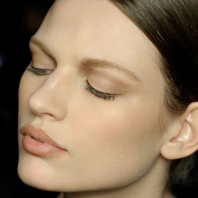 Alabaster Skin | Beauty Trend - Red Online