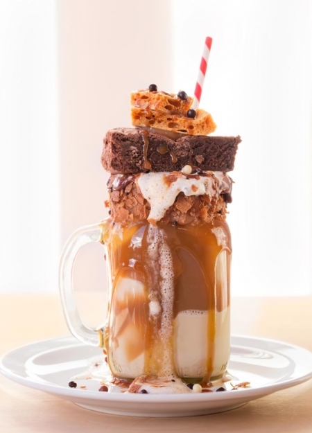 Freak Shakes: the big new food trend | Best Milkshakes in London - Red ...